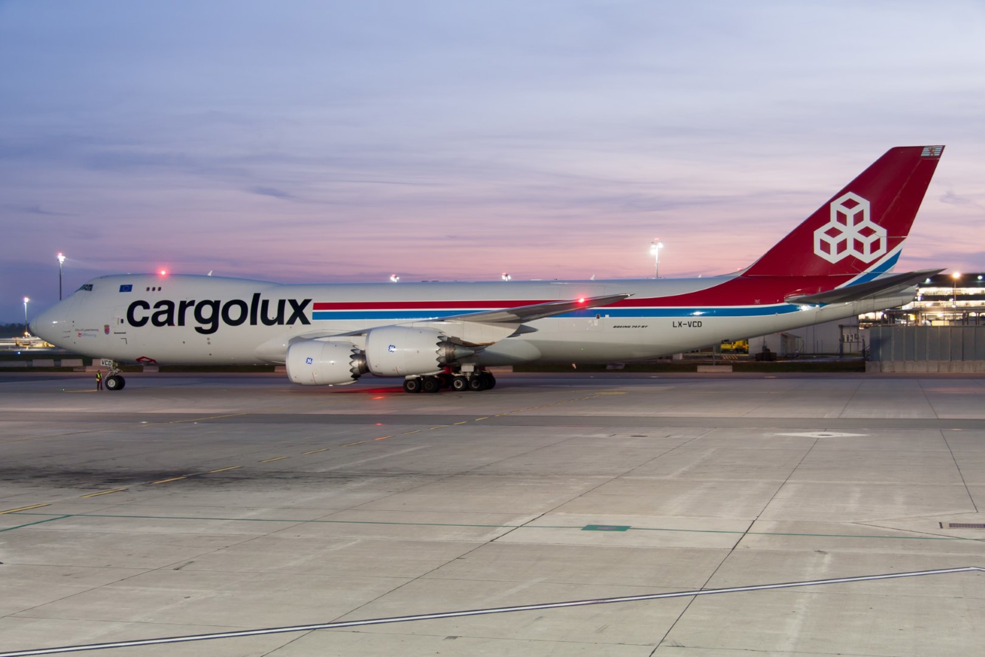 747 8F Specifications 747 8F Specifications